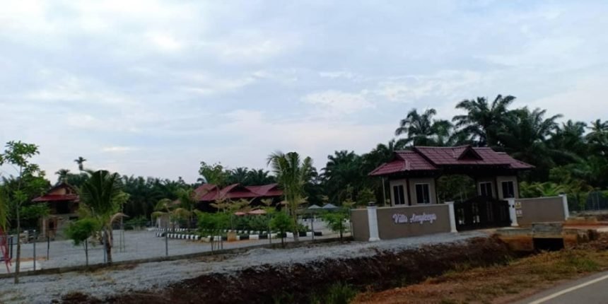 Villa Amyleeya - Homestay Muar With Swimming Pool