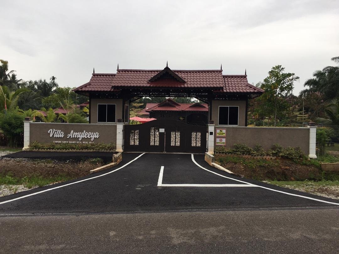 Villa Amyleeya - Homestay Muar With Swimming Pool
